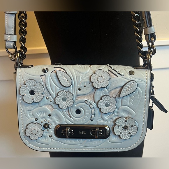 Coach | Bags | Coach Swagger 2 With Tea Rose Tooling In Sky Blue ...